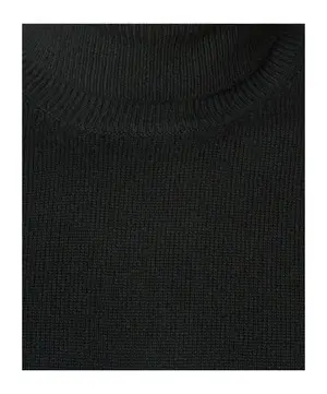 Malo Luxury Cashmere Turtleneck Sweater