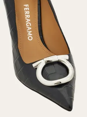 FERRAGAMO Maxi Gancini Pump