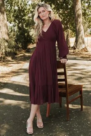IN LOOM Lainey Smocked Dotted Midi Dress - Mulberry
