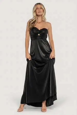 PRIMEDAYS Seraphine Pleated Strapless Gown - Black