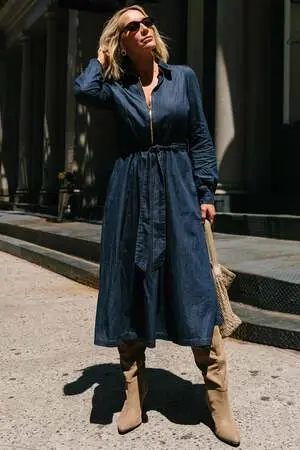 BLUE BLUSH Larkin Midi Dress - Dark Chambray