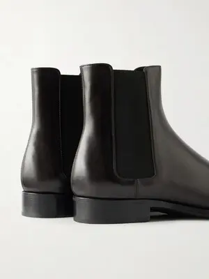 Saint Laurent Aurelien Leather Chelsea Boots