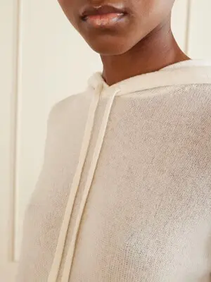 Eterne Embellished Cashmere Cropped Hoodie