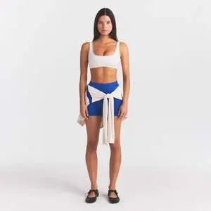 SKIMS Micro Scoop Bra | White | | Nike Ribbed Seamless