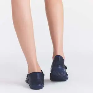 SKIMS Rift Satin | Blue | | Nike Footwear