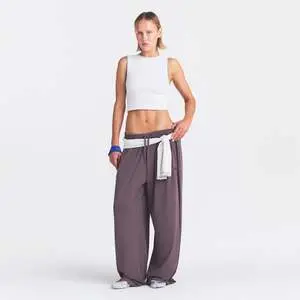 SKIMS Muscle Tank Top | White | | Nike Ribbed Seamless
