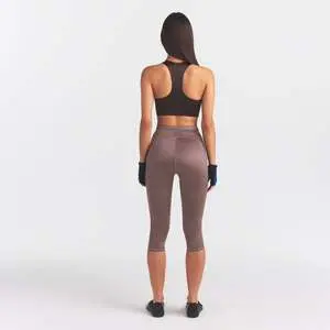 SKIMS Capri 17" Legging | | Nike Satin Shine