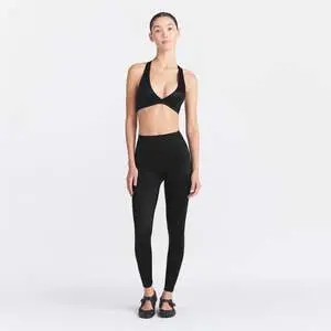 SKIMS Bonded Waist 26" Legging | Black | | Nike Satin Shine - Obsidian