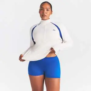 SKIMS Long Sleeve Half Zip | Blue | | Nike Stretch Knit - Ivory