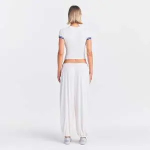 SKIMS Cropped T Shirt | Blue | | Nike Stretch Knit