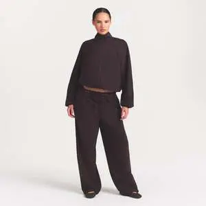 SKIMS Oversized Stretch Nylon Pants - Dark Roast