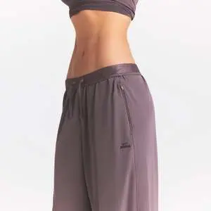 SKIMS Oversized Pants | Deep Neutral | | Nike Stretch Nylon