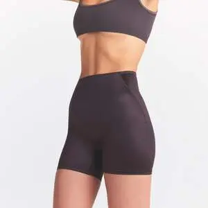 SKIMS Bonded Waist 5" Biker Short | Deep Neutral | | Nike Satin Shine - Phoenix