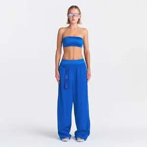 SKIMS Bandeau Bra | Blue | | Nike Satin Shine