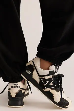 NEW BALANCE Animal-print 574 Sneakers - Black/linen