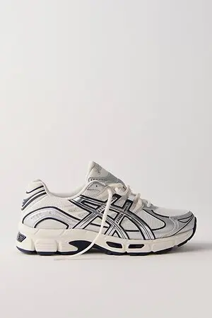 Asics Gel-stratus Mc Lace-up Sneakers - Cream/pure Silver