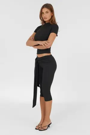SASHA THERESE Elvira Capri - Black