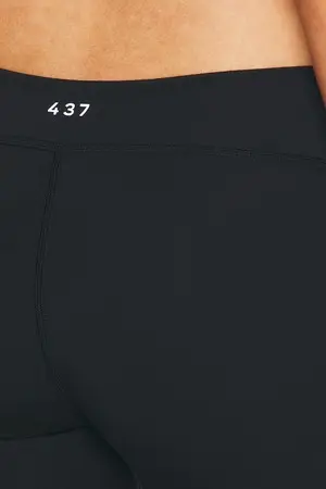 437 The Micro Capri Legging - Black