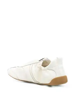 Chloé Kick Leather Sneakers