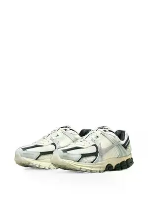 Nike Zoom Vomero 5 Sneakers - Neutrals