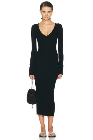 Eterne Dresses