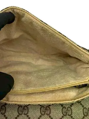 Gucci Gg Supreme Crossbody Bag