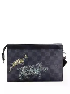 LOUIS VUITTON Gaston Wearable Wallet Limited Edition Crossbody Bag - Black