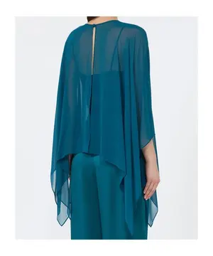 Max Mara Round Neck Shawl