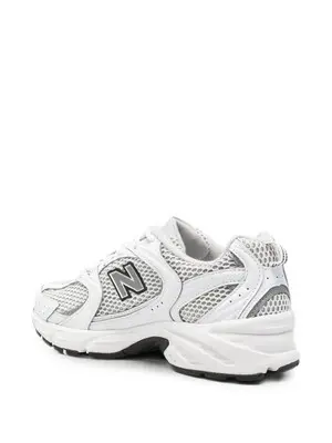 NEW BALANCE 530 Sneakers