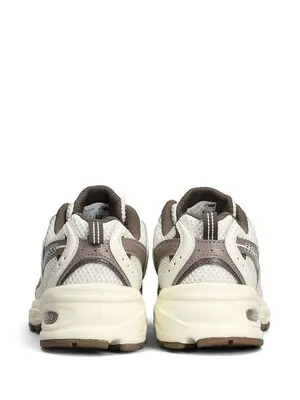NEW BALANCE 530 Sneakers