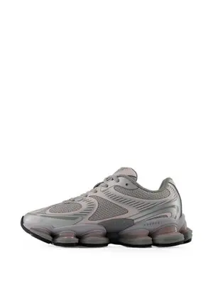 NEW BALANCE 2000 Sneakers