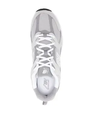 NEW BALANCE 530 Sneakers