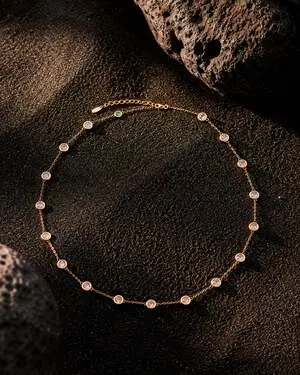 NELLY ROJAS 18k Gold Crystal Quartz Vega Station Necklace
