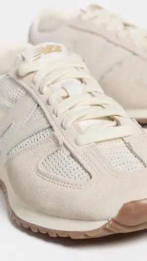 NEW BALANCE 471 Sneakers