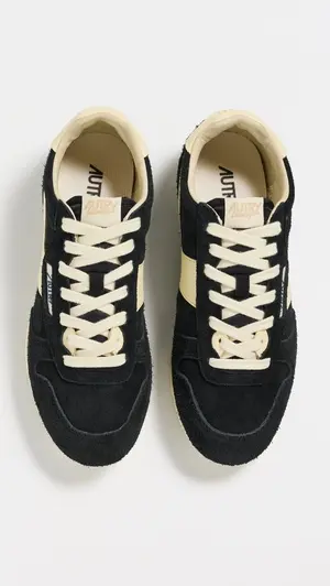 AUTRY Windspin Low Suede Sneakers - Blk/rut