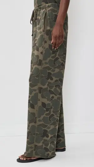 Xirena Camouflage Fleece Sweatpants