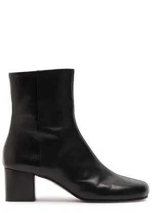 LEMAIRE Anatomic 55 Leather Boots - Black