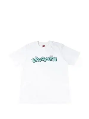 KAWS X Uniqlo Utme! Brooklyn-print T-shirt - White