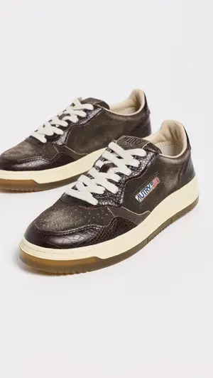 AUTRY Medalist Low Suede Sneakers - Mustang/brown