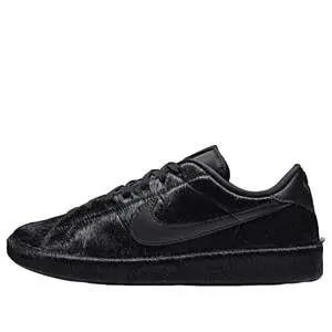 Nike Classic - Black