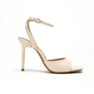 KNEETOES Casey Heels