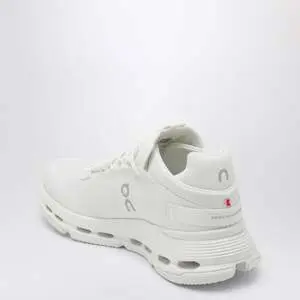 On Cloudnova 2 Sneakers