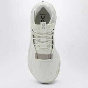 On Cloudnova 2 Sneakers In Ice / Sand