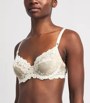 Wacoal Embrace Lace Bra - Beige