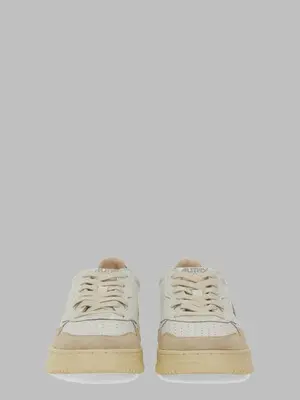 AUTRY Medalist Low Top Sneakers - White