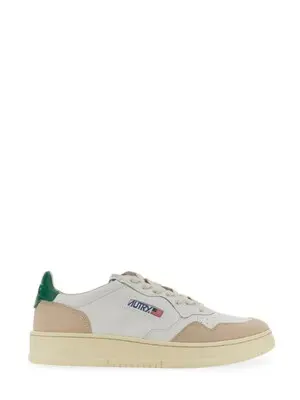 AUTRY Medalist Low Top Sneakers - White
