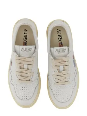 AUTRY Medalist Low" Sneakers - White