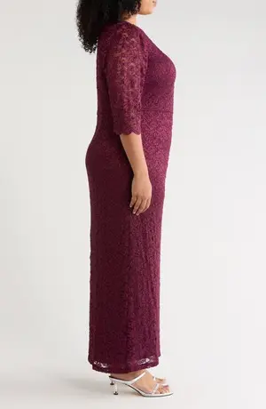 JESSICA HOWARD Side Tuck Lace Sheath Gown