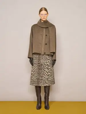 Max Mara Cropped Wool Broadcloth Jacket With Scarf - Medium Grey