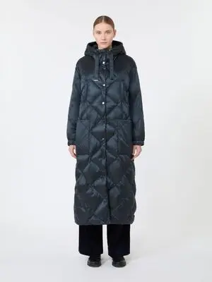 Max Mara Long Puffer In Quilted Water-repellent Fabric